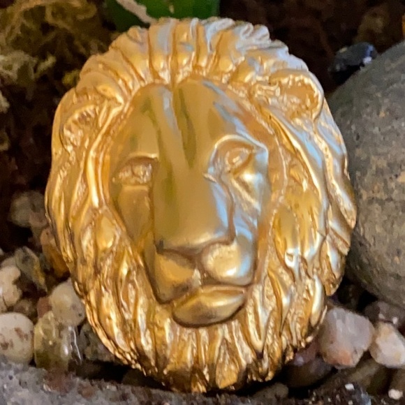Vintage | Jewelry | Vintage Brushed Gold Lion Pin Or Pendant | Poshmark